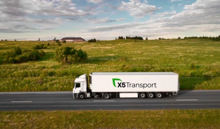 Ребрендинг X5 Retail Group: новый логотип и название | Дизайн, лого и ...